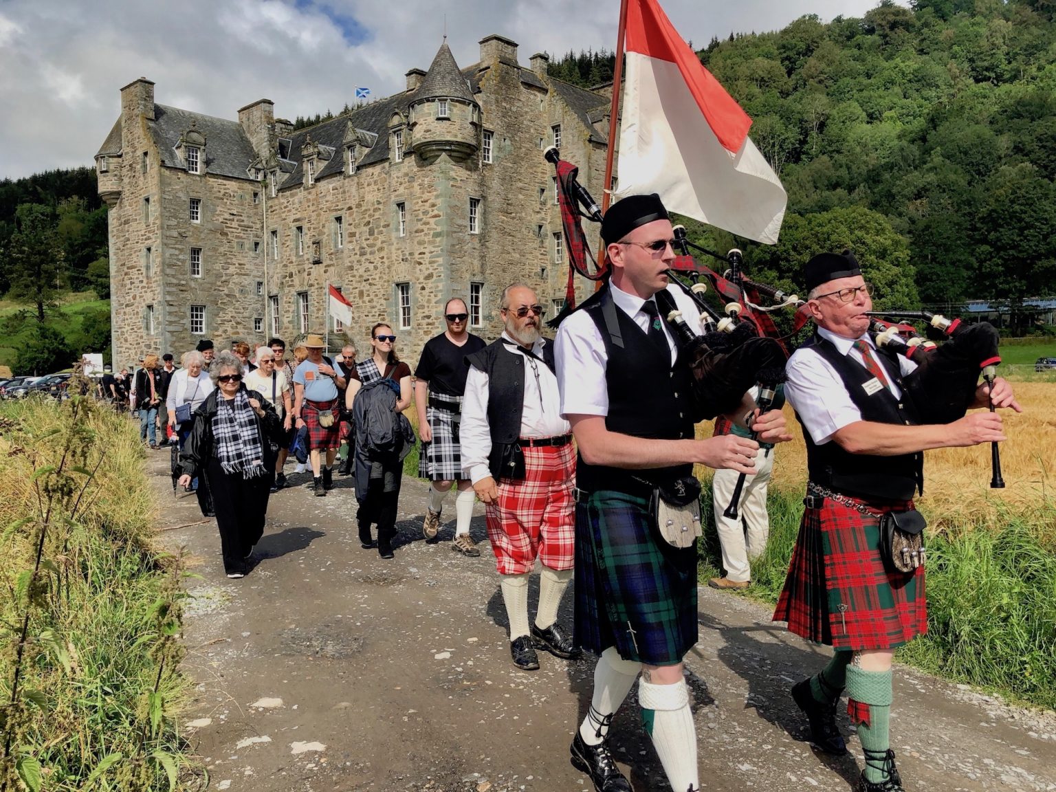 Menzies Clan Society – Vil God I Zal